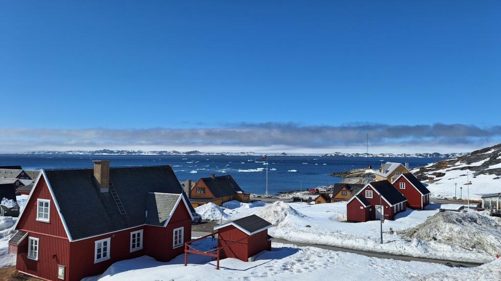 Onda de calor recorde na Groenlândia fez gelo derreter 17 vezes mais rápido em maio